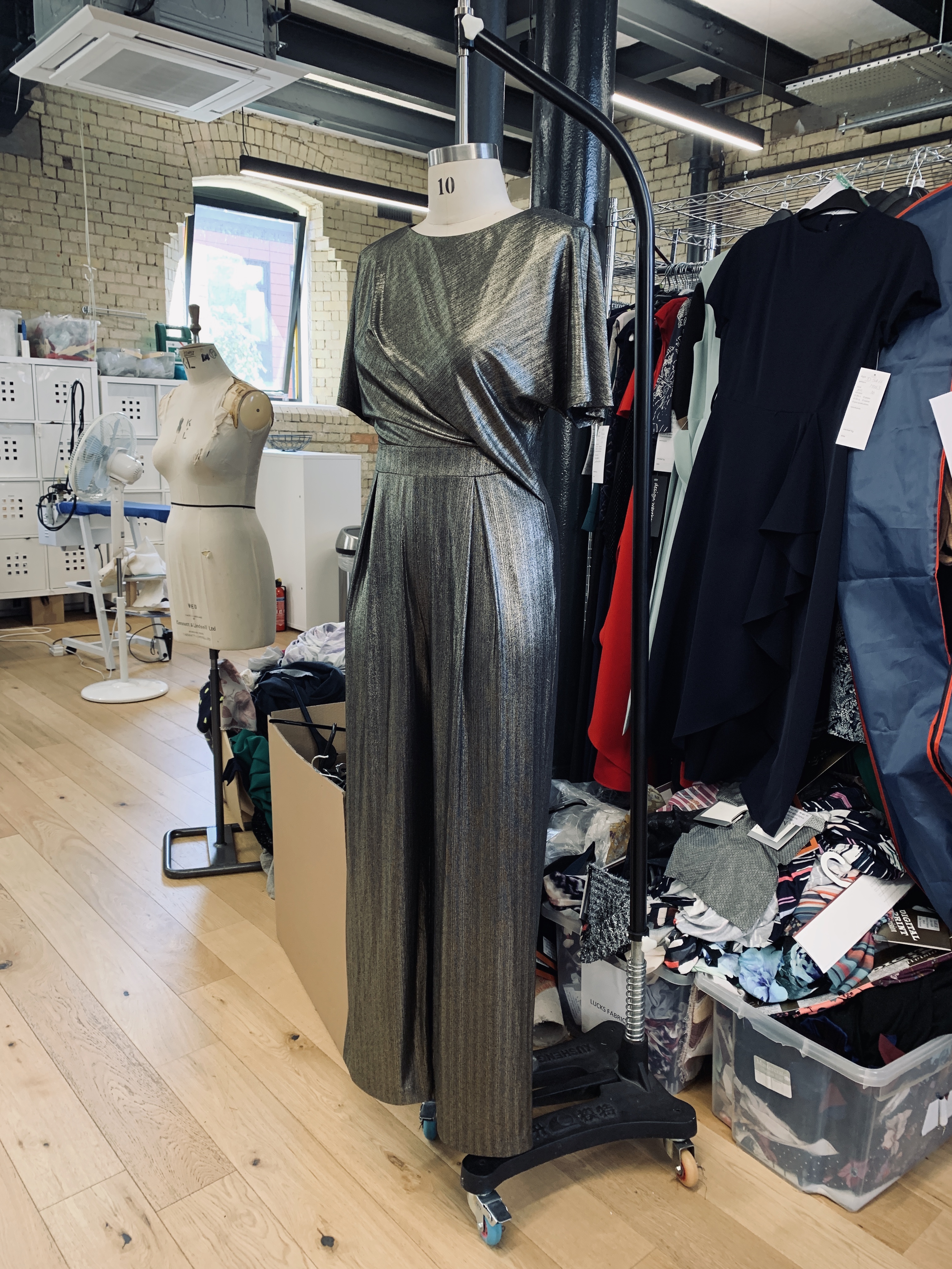 Inside a London design studio – ukdesignersale